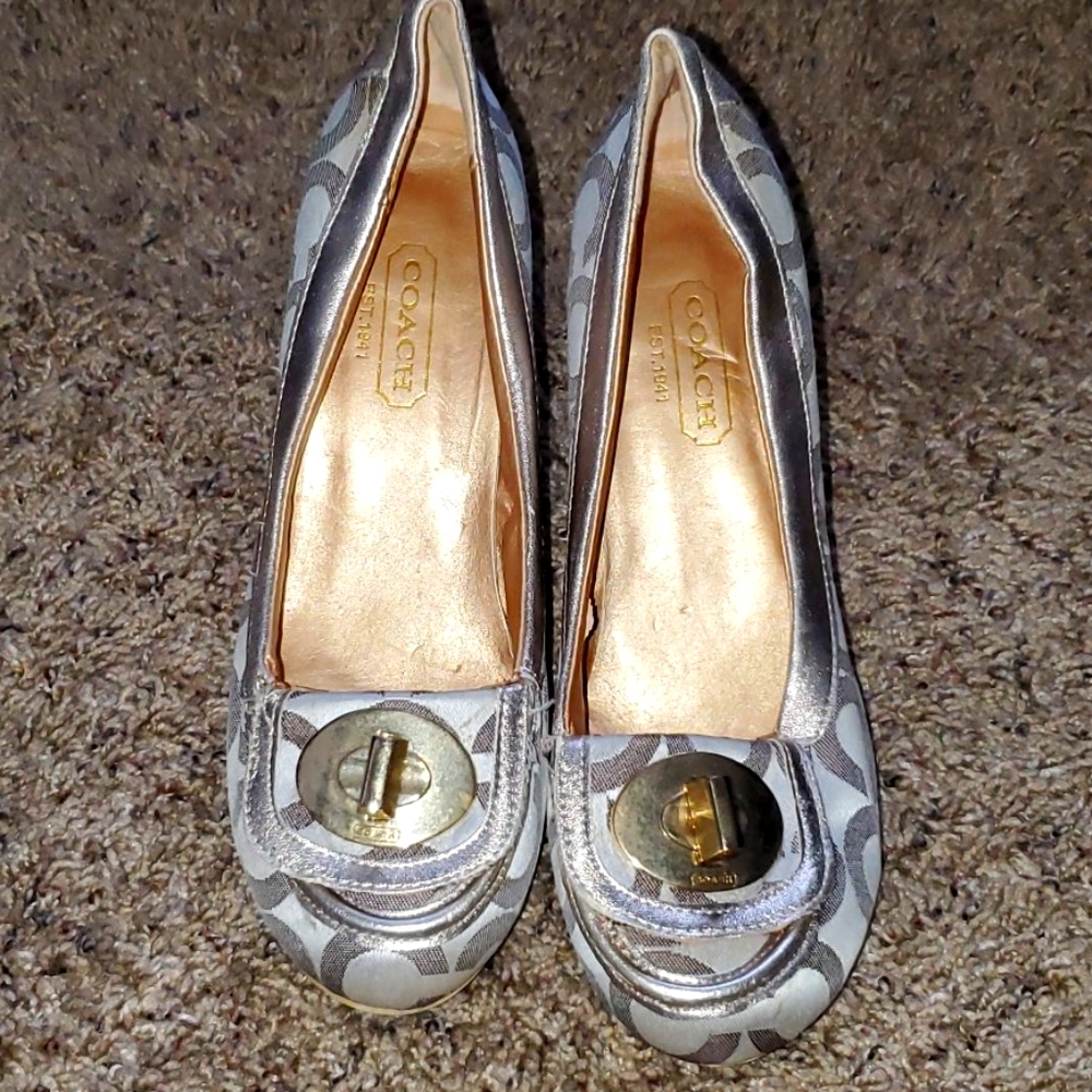 Coach Heels Women 8 With Out Original Box Price Firm … - Gem